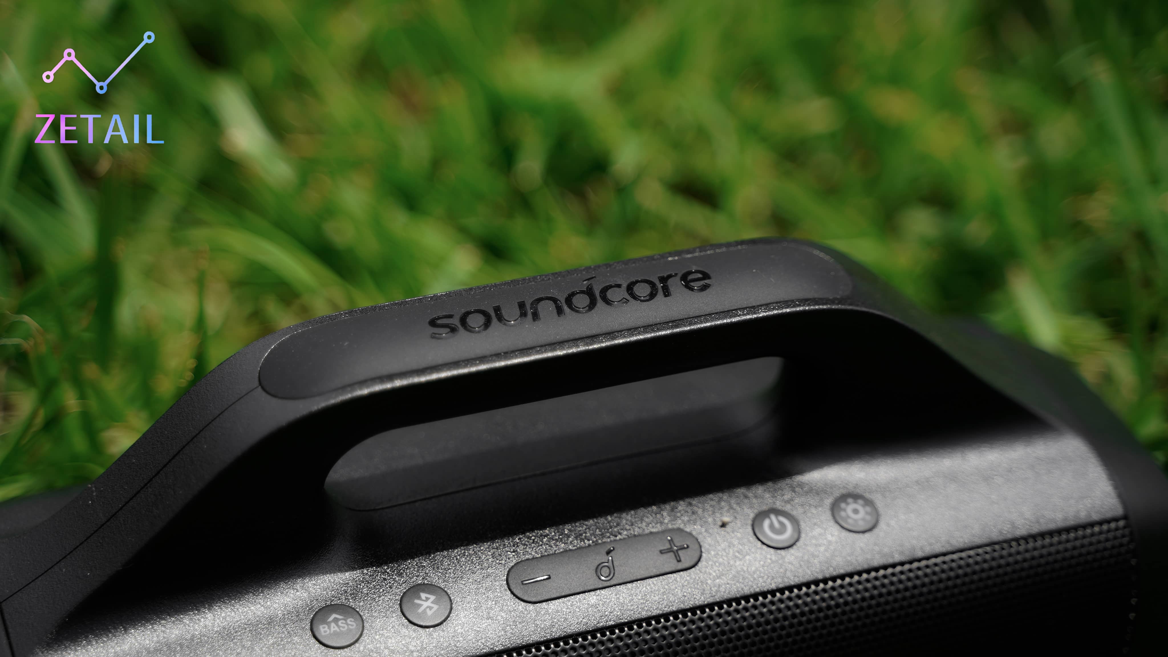 Soundcore Select Pro 戶外防水藍牙喇叭 開箱評測：IPX7 防水、重低音、LED 燈效，來場有「聲」有「色」的戶外音樂饗宴 ...